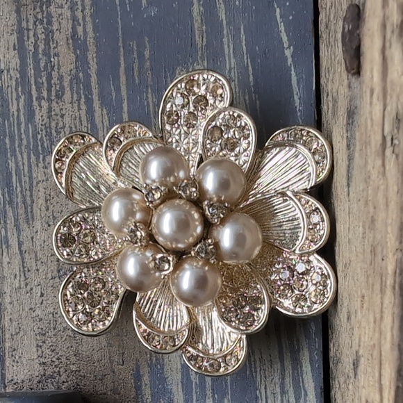 Napier | Jewelry | Vintage Napier Brooch | Poshmark